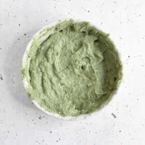 How to Make a French Green Clay Face Mask at Home - She Needs Coffee