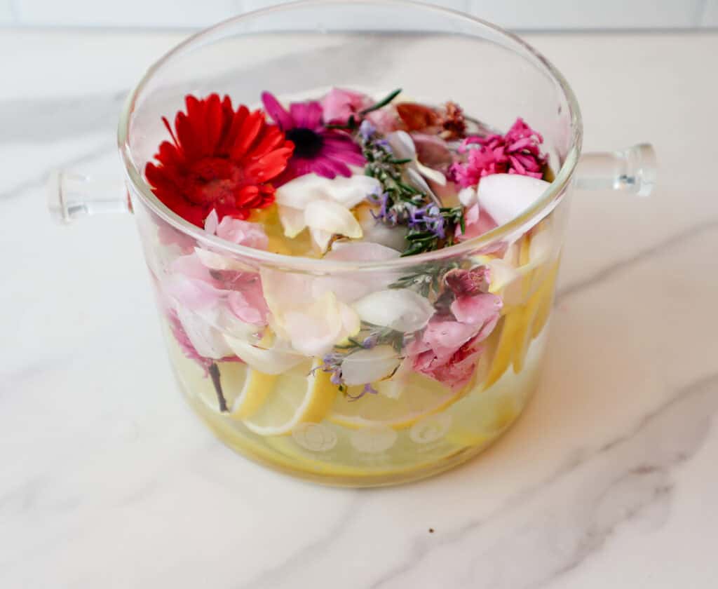 Spring Floral Simmer Pot: A Beautiful Way to Scent Your Home - She ...