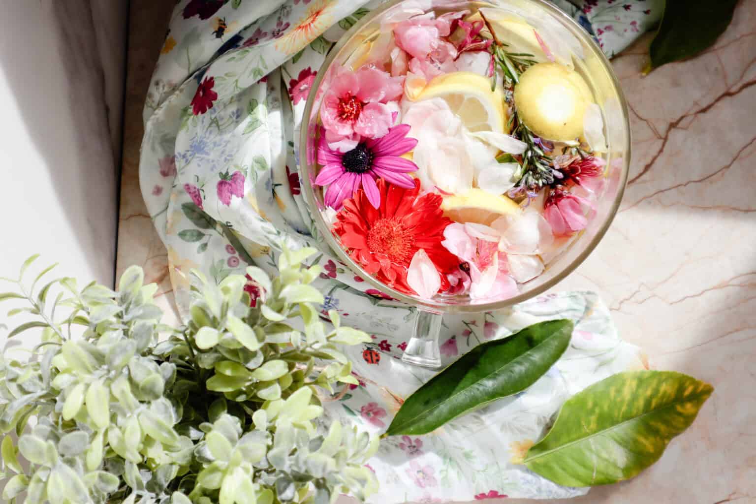 Spring Floral Simmer Pot: A Beautiful Way to Scent Your Home - She ...