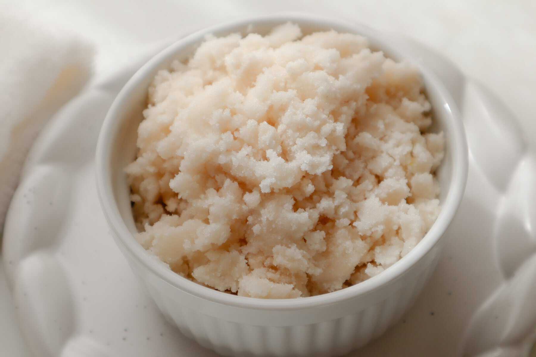 Homemade Vanilla Coconut Sugar Scrub: A Sweet Treat for Your Skin - She ...
