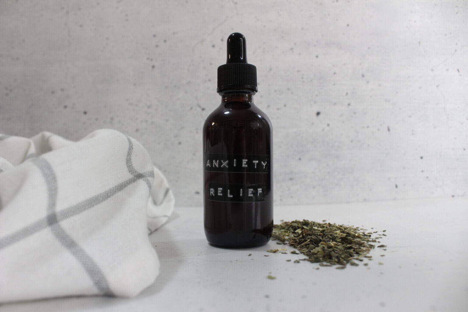 DIY Bug Balm: Natural Mosquito Repellent You Can Make at Home - She ...