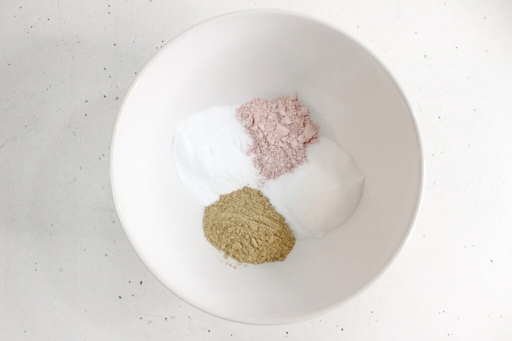 Easy Homemade Calamine Lotion Recipe with Natural Ingredients - She ...