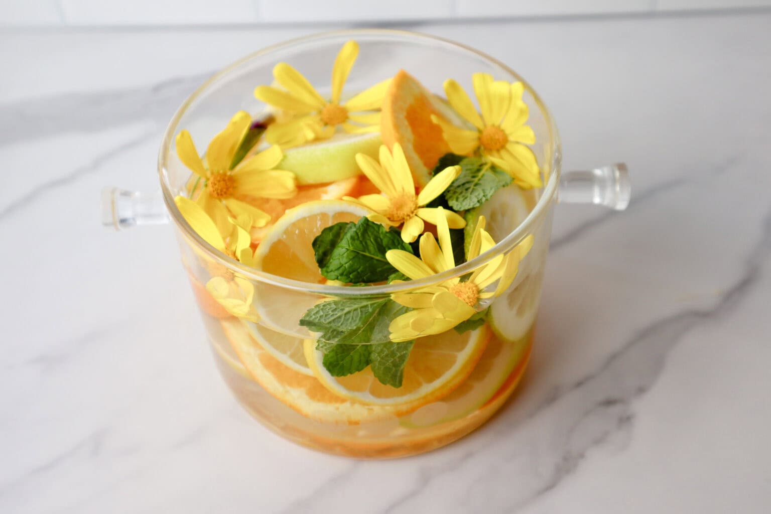 Delicious Citrus Simmer Pot Recipe You’ll Want to Make All Year Long ...