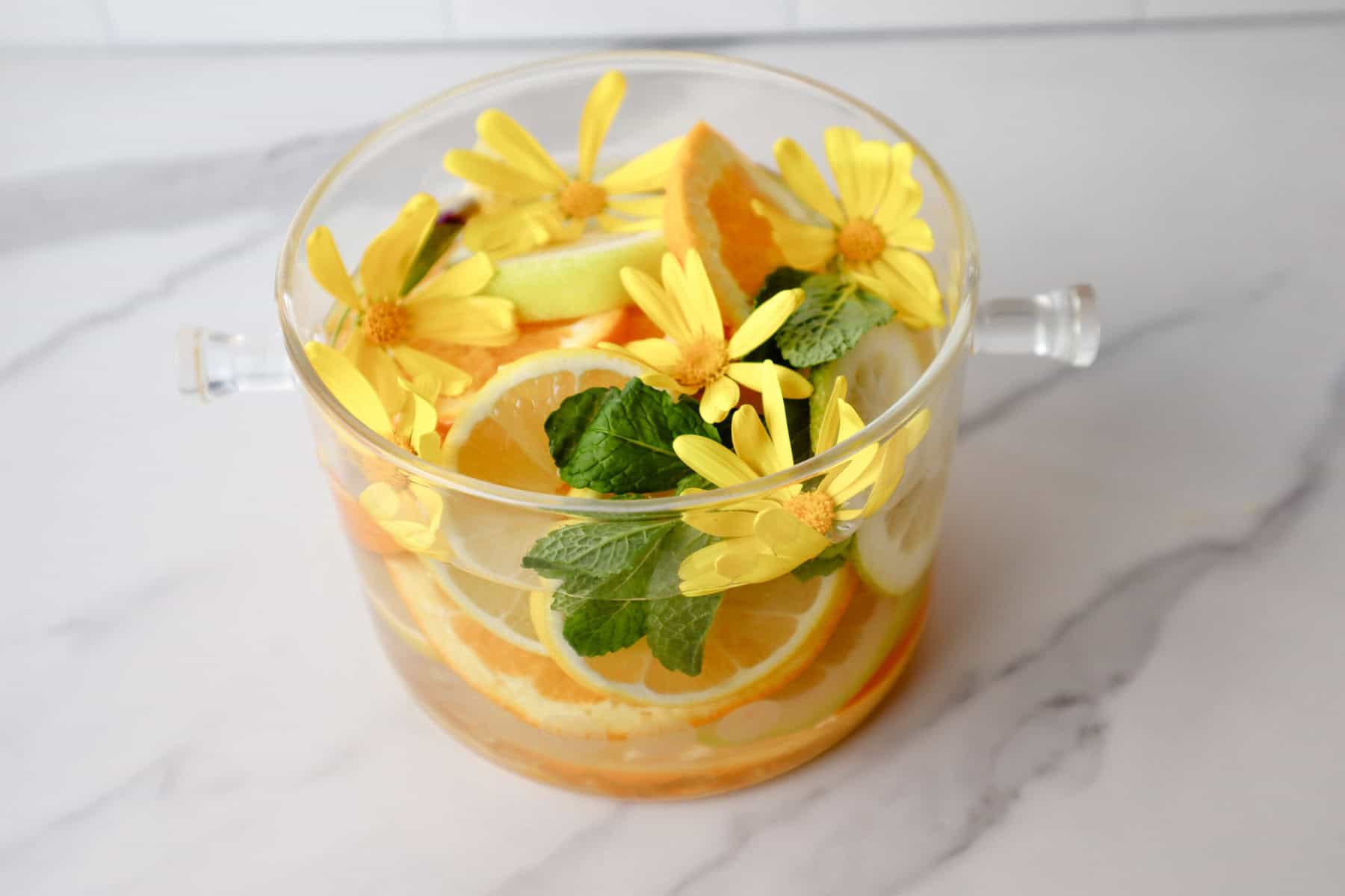 Delicious Citrus Simmer Pot Recipe You’ll Want to Make All Year Long ...