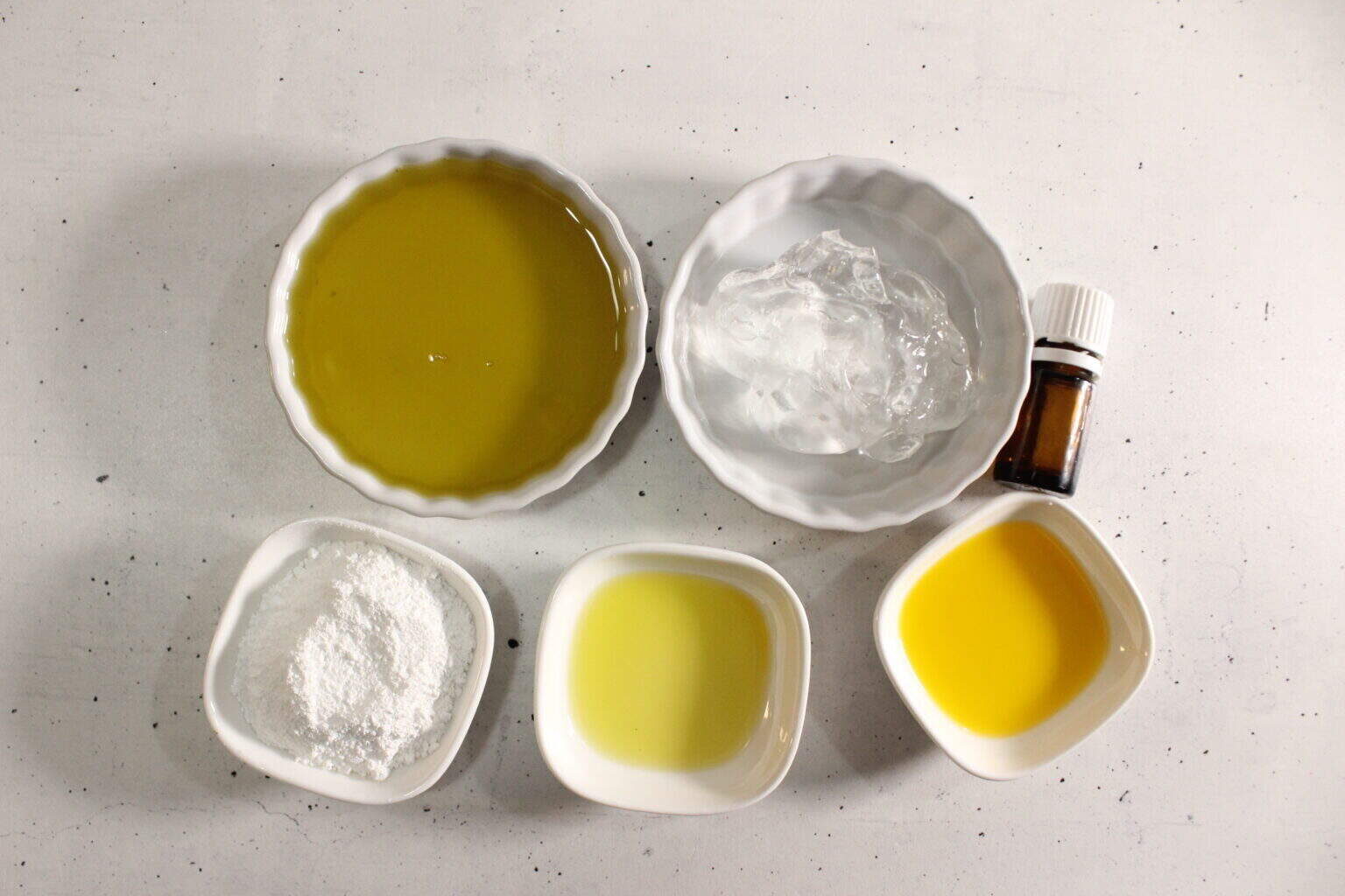 How to Make Sunscreen Spray at Home with Simple Ingredients - She Needs ...