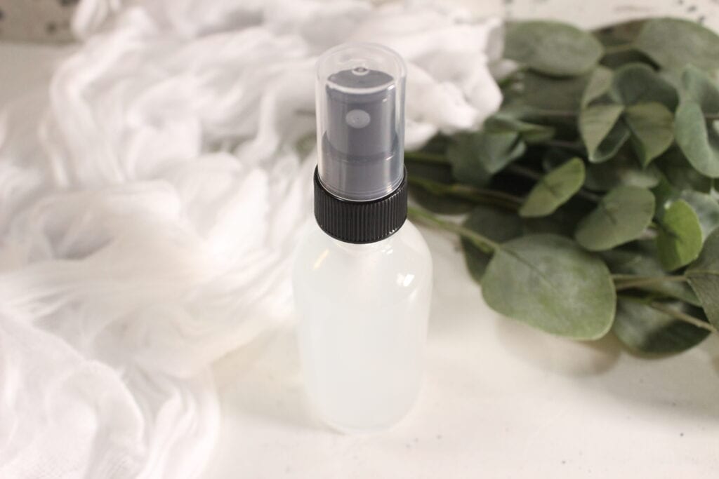 DIY Swim Spray to Neutralize Chlorine Naturally - She Needs Coffee