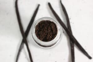 Homemade Vanilla Powder Recipe for Baking and Coffee - She Needs Coffee